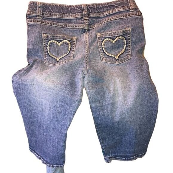 Faded Glory | Shorts | Faded Glory Stretch Denim Capri Jeans With Heart ...